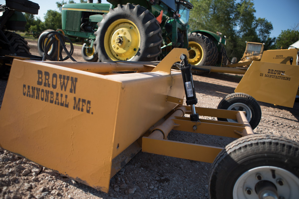 Metal Dirt Scrapers – Prairie States Seed